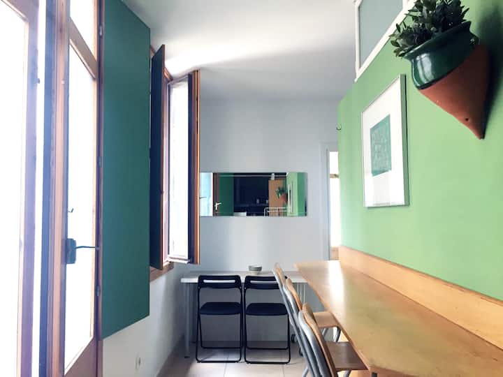 Bright Apartment 2 Rooms, In Old Town - Barcelona
