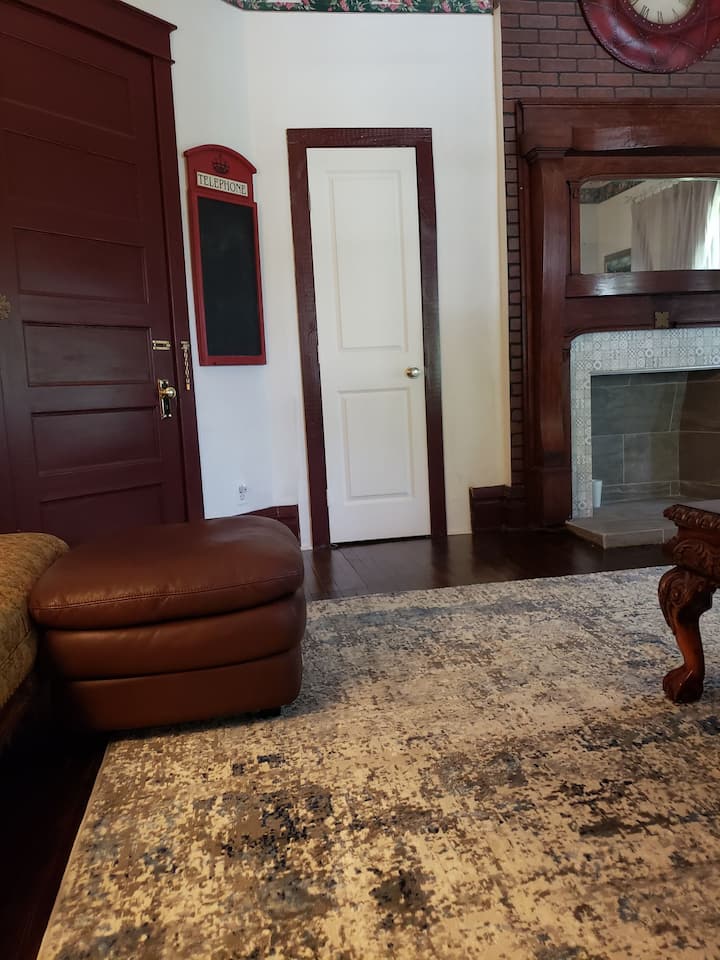 Elegant Victorian On 2 Acres - 디트로이트