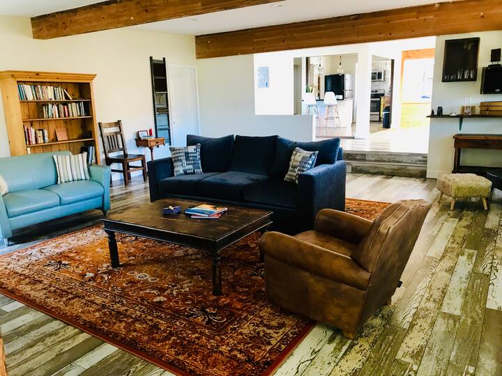 Home On Hang Glider Hill With Ocean Views - Cayucos, CA