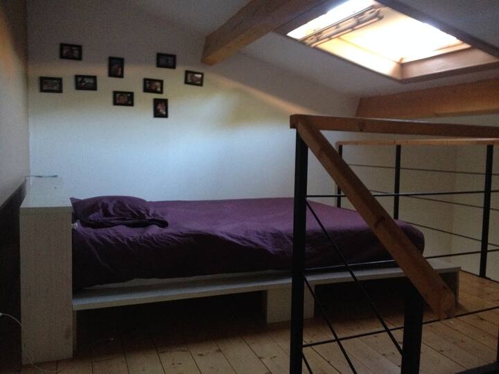 Grande Chambre En Duplex Dans Maison De Village - Narbona