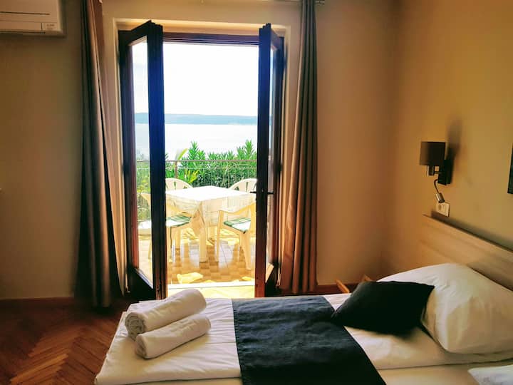 A2 Family Apartment With A  Beautiful View - Strunjan