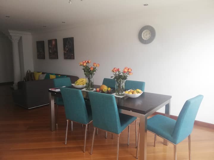 Apartamento Moderno A 200m  Del Estadio - Quito