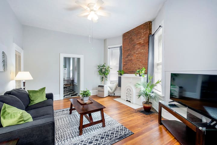 The Victorian Greenhouse - King Bd/private Parking - Ohio