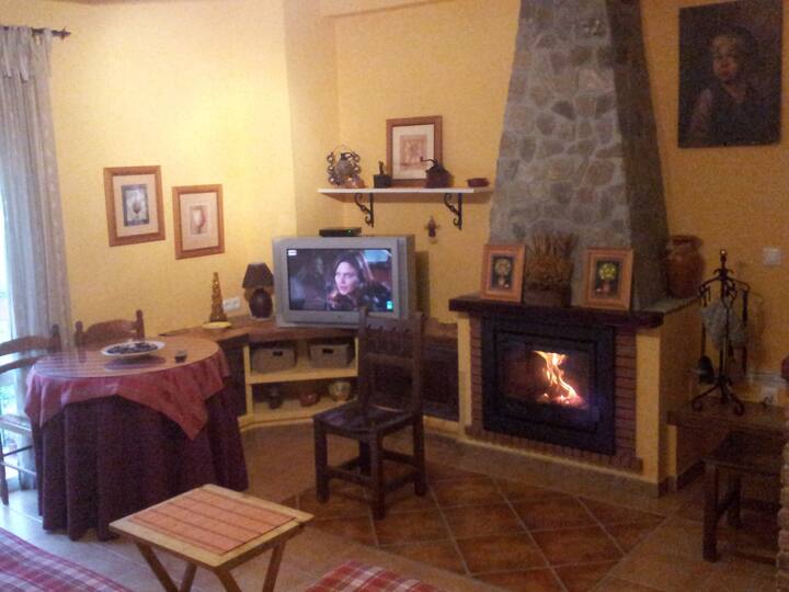 Casa Rural El Bosque. - Algar