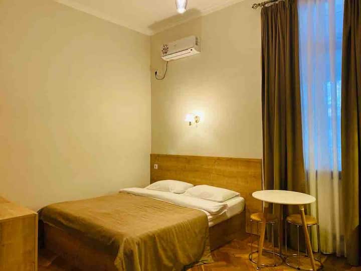 Cozy Apartment In Central Place #4 - Tbilisi