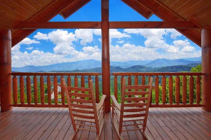 A+ Views ! 8br, Pool, Hot Tub, Games, Pet Friendly - Walland, TN