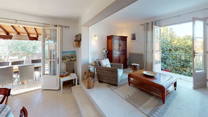 Villa 4* Vue Mer Proche Centre | Piscine Et Spa - Fréjus