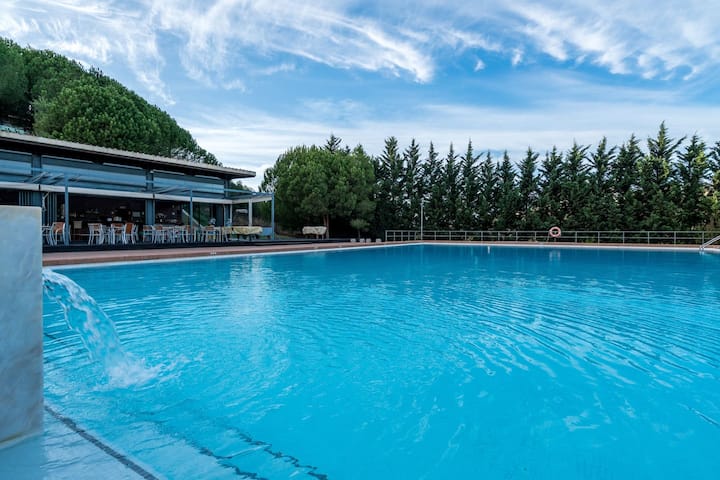 Superb Two Bedroom Apartment With Large Terrace An - Lagos