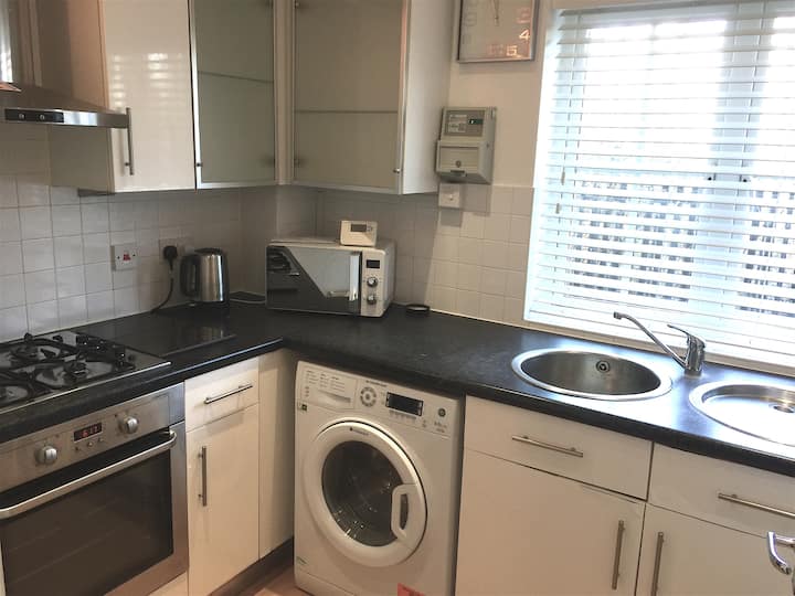 Town Centre Cosy Room Inc Freeview Tv - Colchester