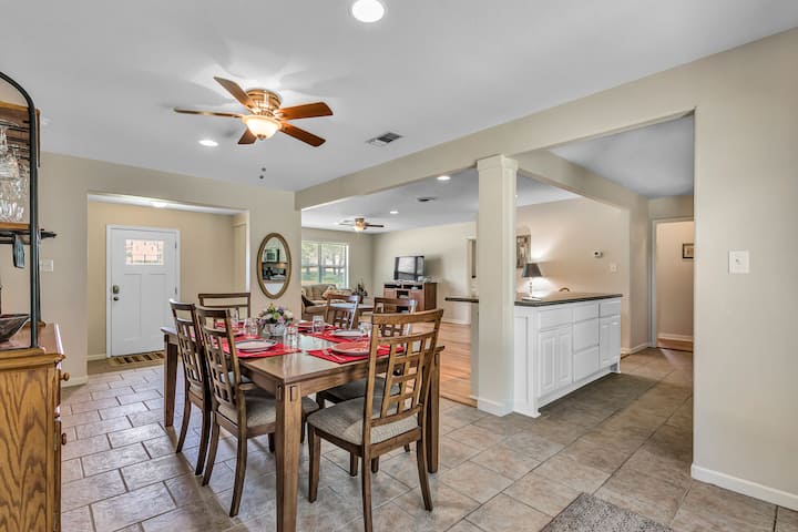 Helena House - Bryan, TX