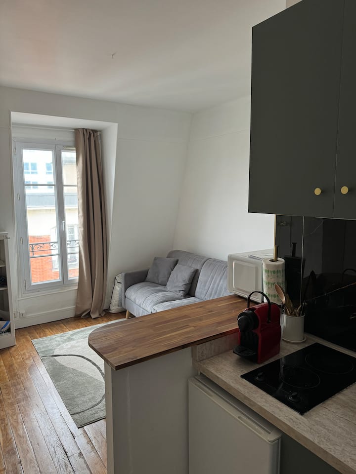 Charmant Studio Rénové - à 5 Min De Paris ! - Clichy