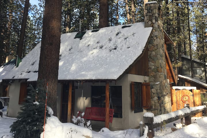 Cabin By The Lake Near Heavenly Ski - South Lake Tahoe, CA