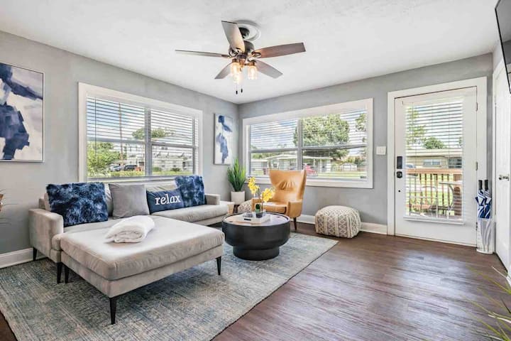 Plant City/lakeland/seffner Blu Door Experience - Plant City, FL