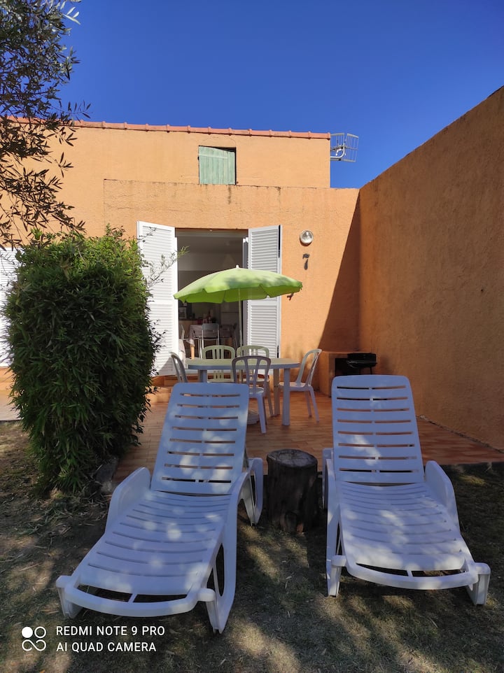 (N°7) F2 Dans Résidence En Bord De Mer - Corsica