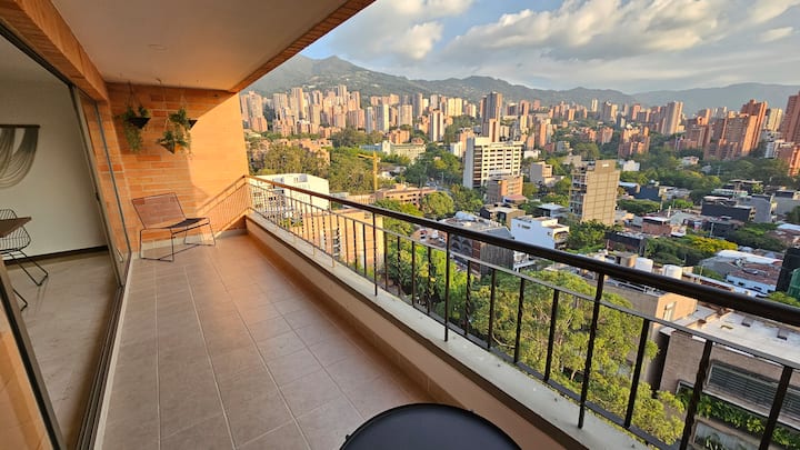 Súper Vista, Moderno, La Mejor Ubicación - Medellín