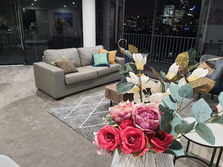 Tremendous! Luxury Apt + Stunning City View - Sydney