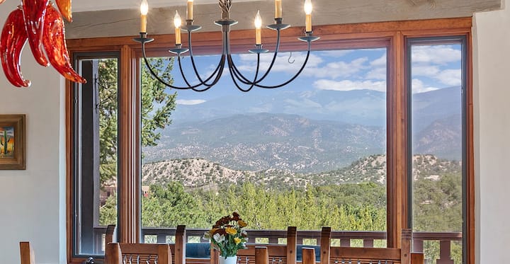 Ski Discounts! Luxury Home W/ Mountain Views - Santa Fe