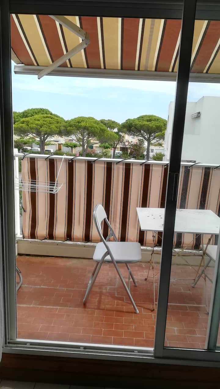 Studio Cabine Au Grau Du Roi-port Camargue. - Port Camargue