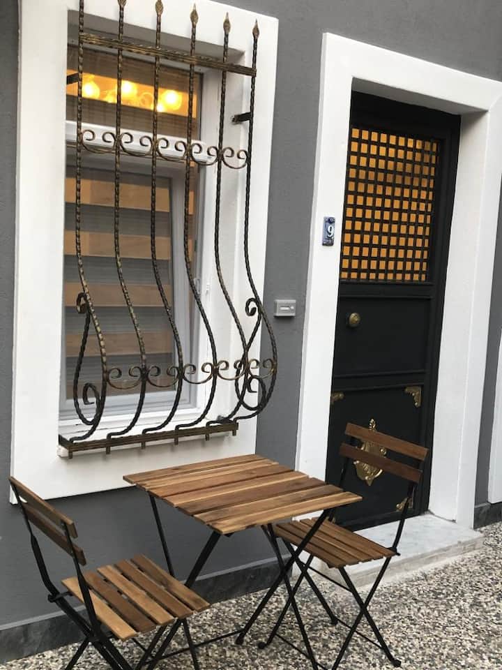 Ozcans Pera Flats 9 - Istanbul