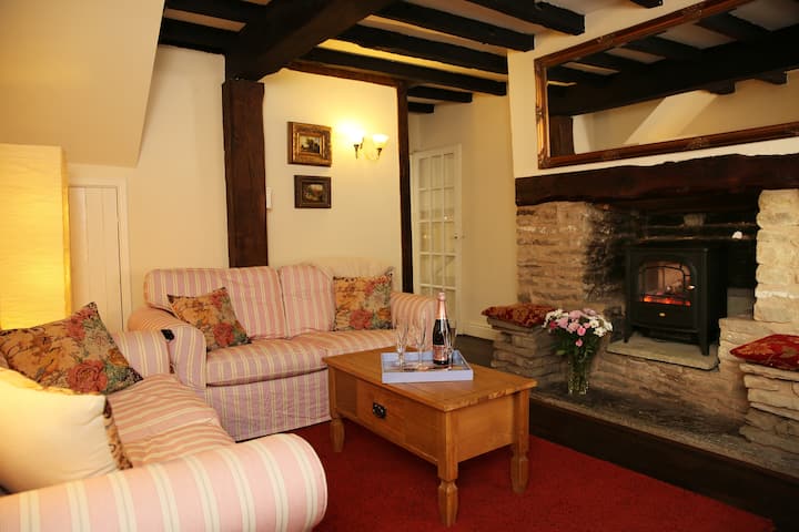 Churchwarden Cottage - Free Parking - Town Centre - Ludlow Castle