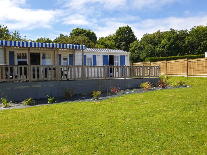 Mobil Home, 4 Personnes, Avec Vue Mer  Locquirec. - Locquirec