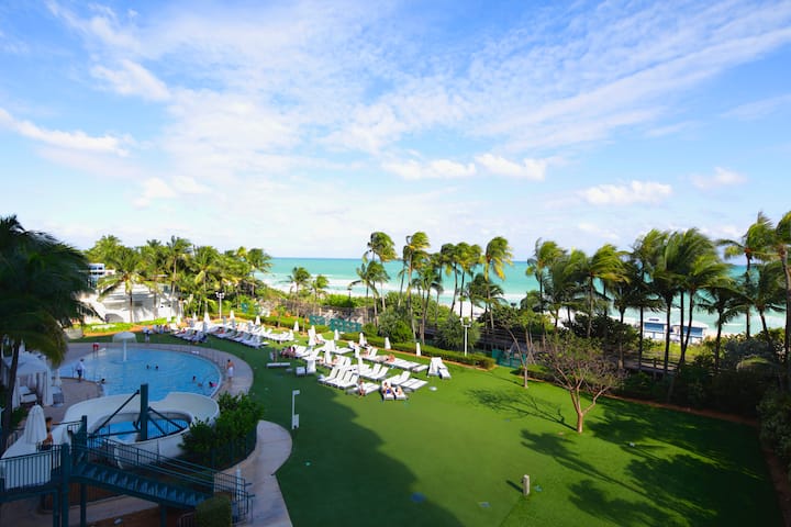 Fontainebleau Two Queen Sorrento Suite - South Beach