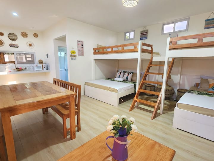 Australasia Resort Luxury Cabin
Australasia Resort - Bolinao