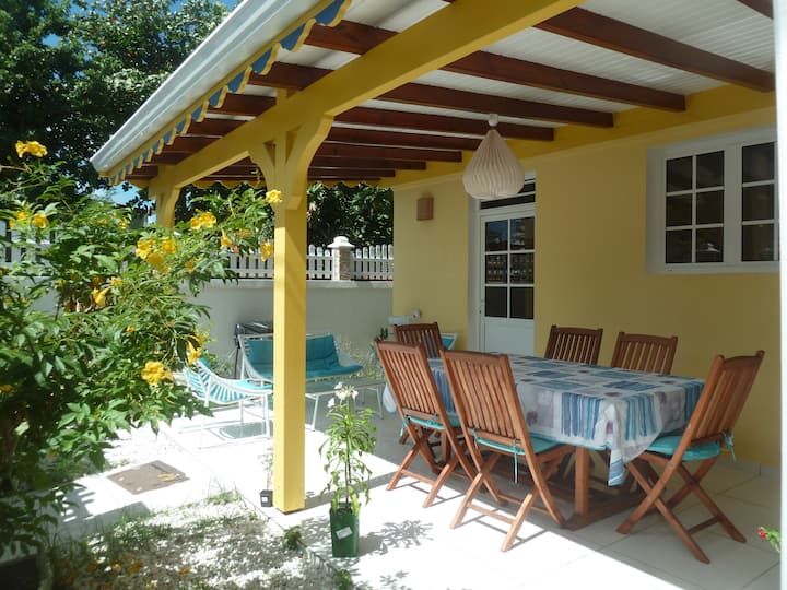 Alamanda : Vos Vacances à 100 M De La Plage - Guadeloupe