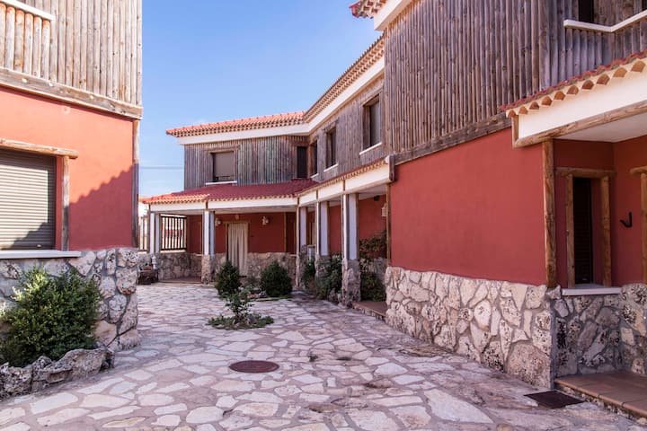 Casa 8 Personas Piscina Barbacoa - Tragacete