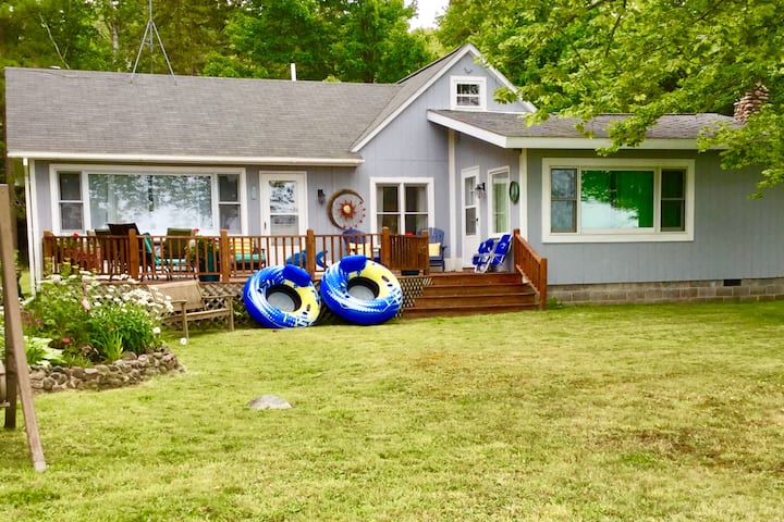 Rabbit Bay Vacation Rentals & Homes - Michigan, United States | Airbnb