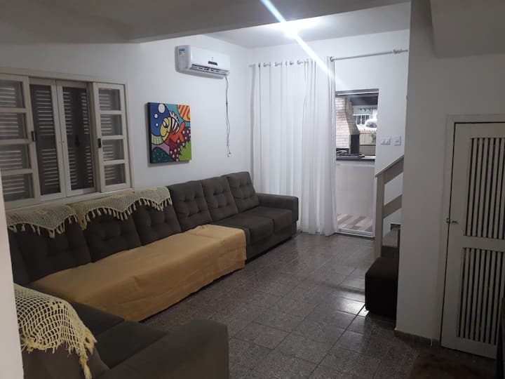 Sobrado Com Piscina E Campinho! - Itapoá