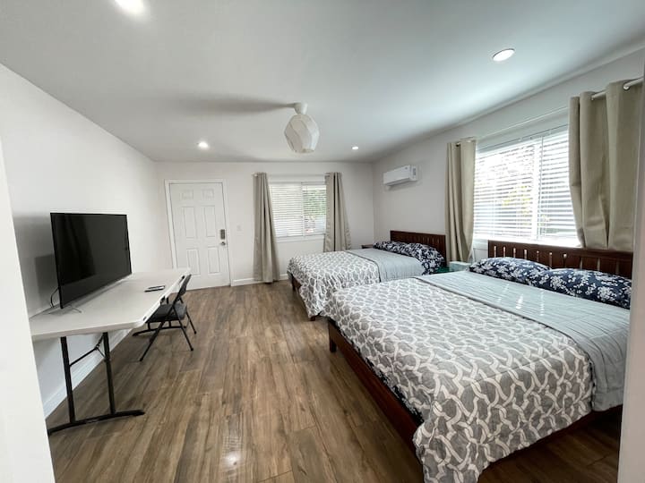 P1🌸prvt Bath🚿private Entry🏡ac❄️self Check✅in🔑wifi💕 - Cypress, CA