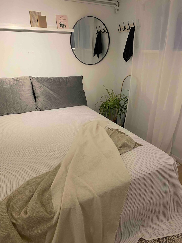 Room In The Heart Of Reykjavík - Reykjavík