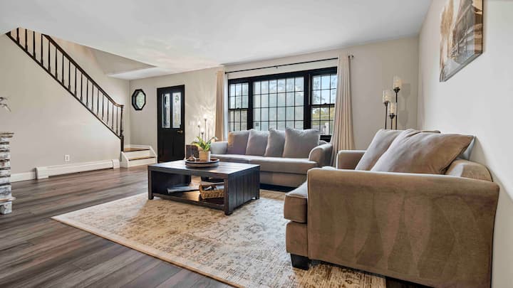 Mountain Creek Sanctuary Private Pool & Hot Tub - New Jersey