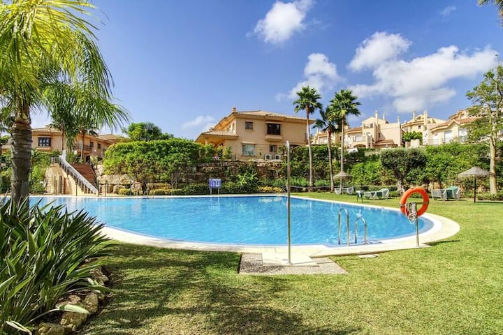 Mijas Costa : Maison De Vacances Mitoyenne - Calahonda