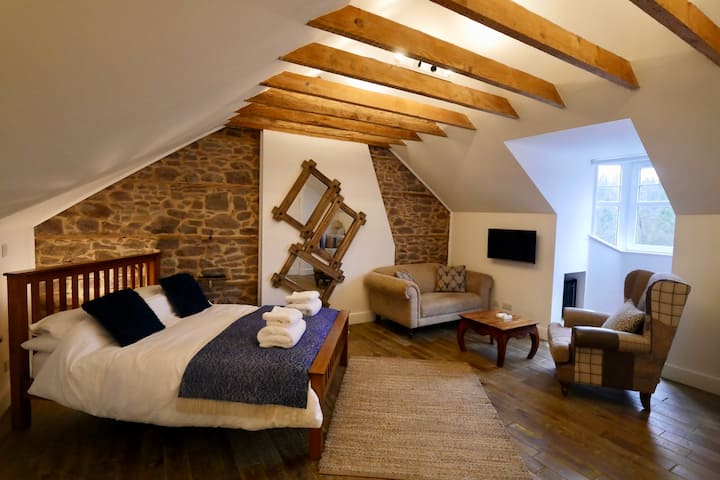 Charming, Spacious Double Room In Our Family Home - Blairgowrie and Rattray