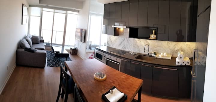 Spectacular 1+d Brand New Condo In Beyview Village - Toronto