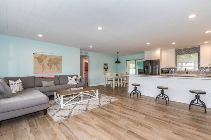 Sunshine Stay, Central Fort Myers Gated Yard - Fort Myers