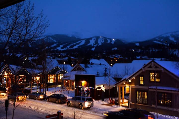 Quaint Condo On Main - Breckenridge, CO