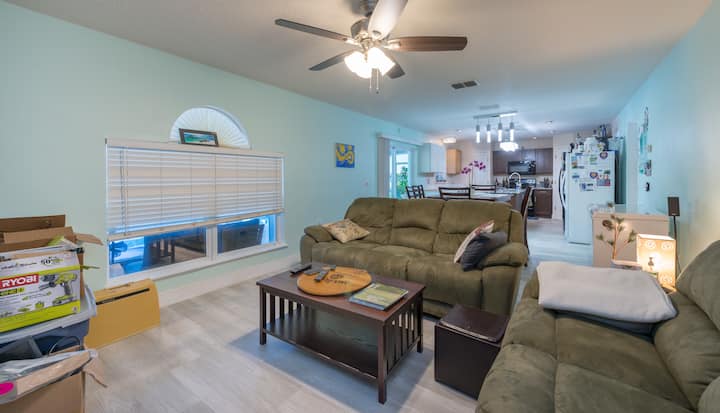 Family/group Room Near Ucf - Oviedo, FL