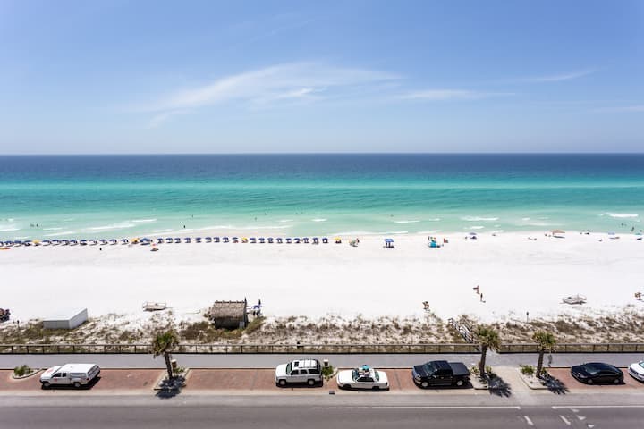 Oceanfront Condo with Majestic Views! Renovated! - Condominiums for ...