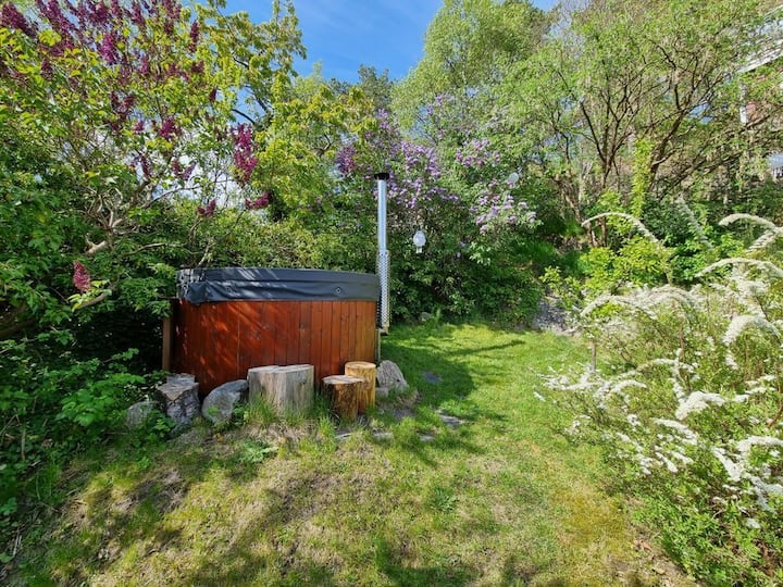 Flott Villa Med Sjøutsikt. Badstue Og Badestamp. - Kristiansand