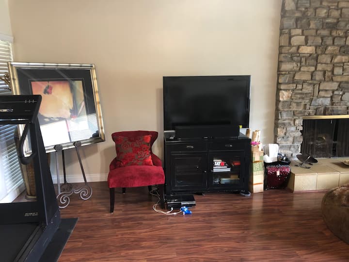 Stay At A Beautiful, Comfy And Quiet Home - Long Beach, CA