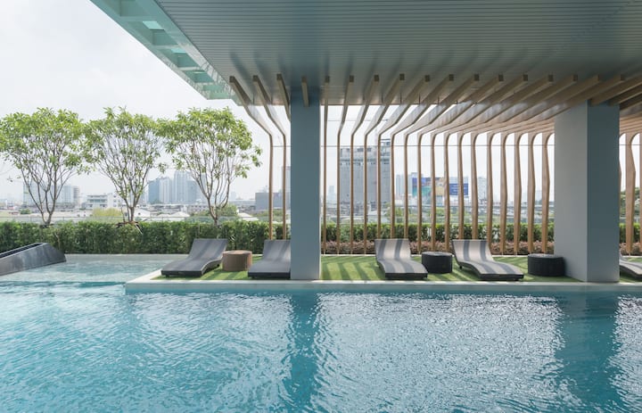 Apartment On Bts Route - Thailand