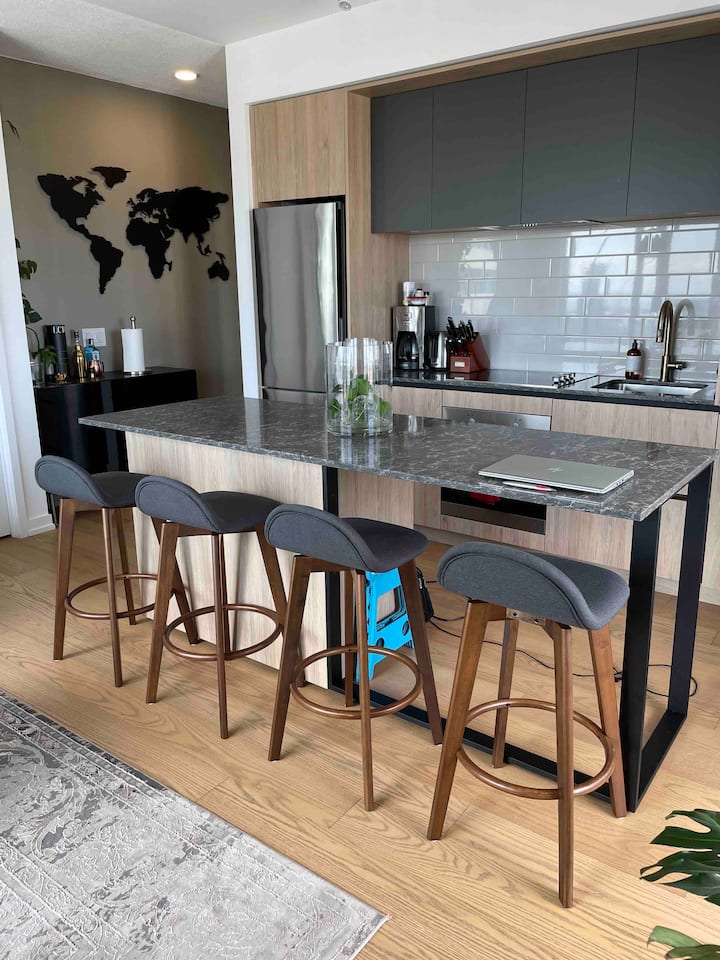Private Bedroom And Private Bathroom In Shared Apt - Toronto