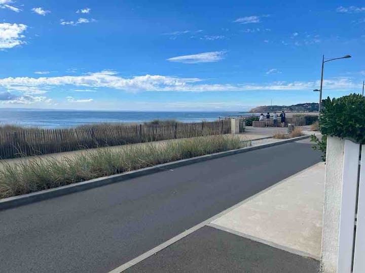 Gîte Vue Mer Face à La Plage - Barneville-Carteret