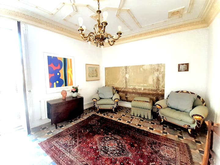 Apartment Museum In Manresa City Centre - San Juan de Torruella