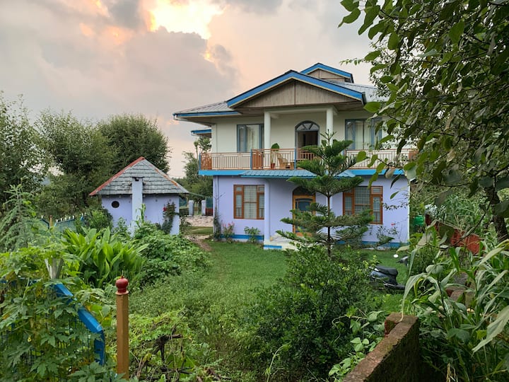 Atithi Homestay (Hill view room) - Bed and breakfasts for Rent in Bir ...