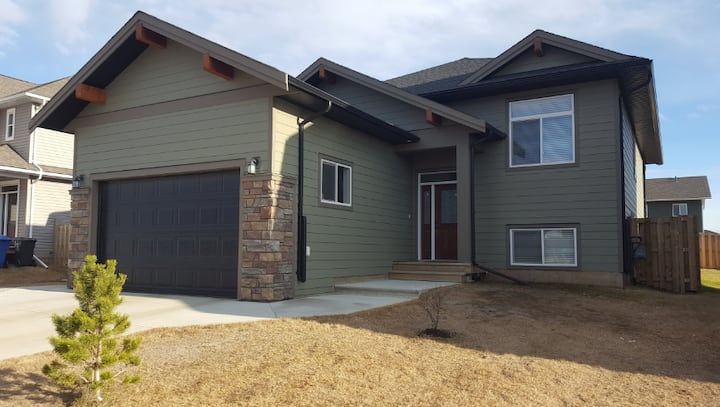 Home Suite - Weekly/long-term - Fort St. John