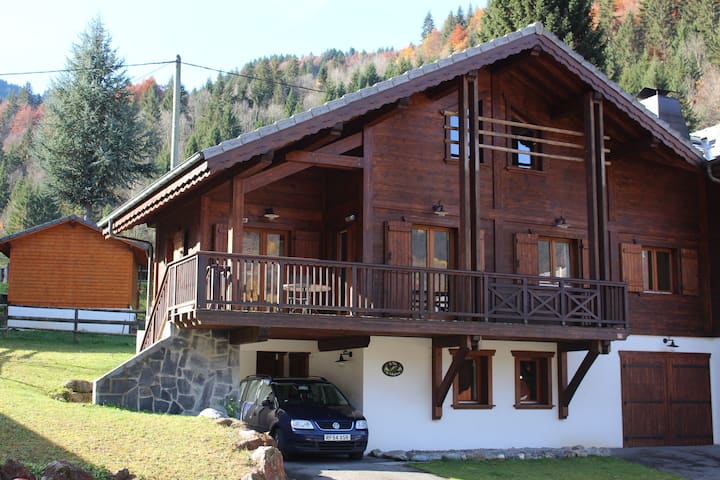 Beautiful Chalet Near Morzine & With Hot Tub - Avoriaz